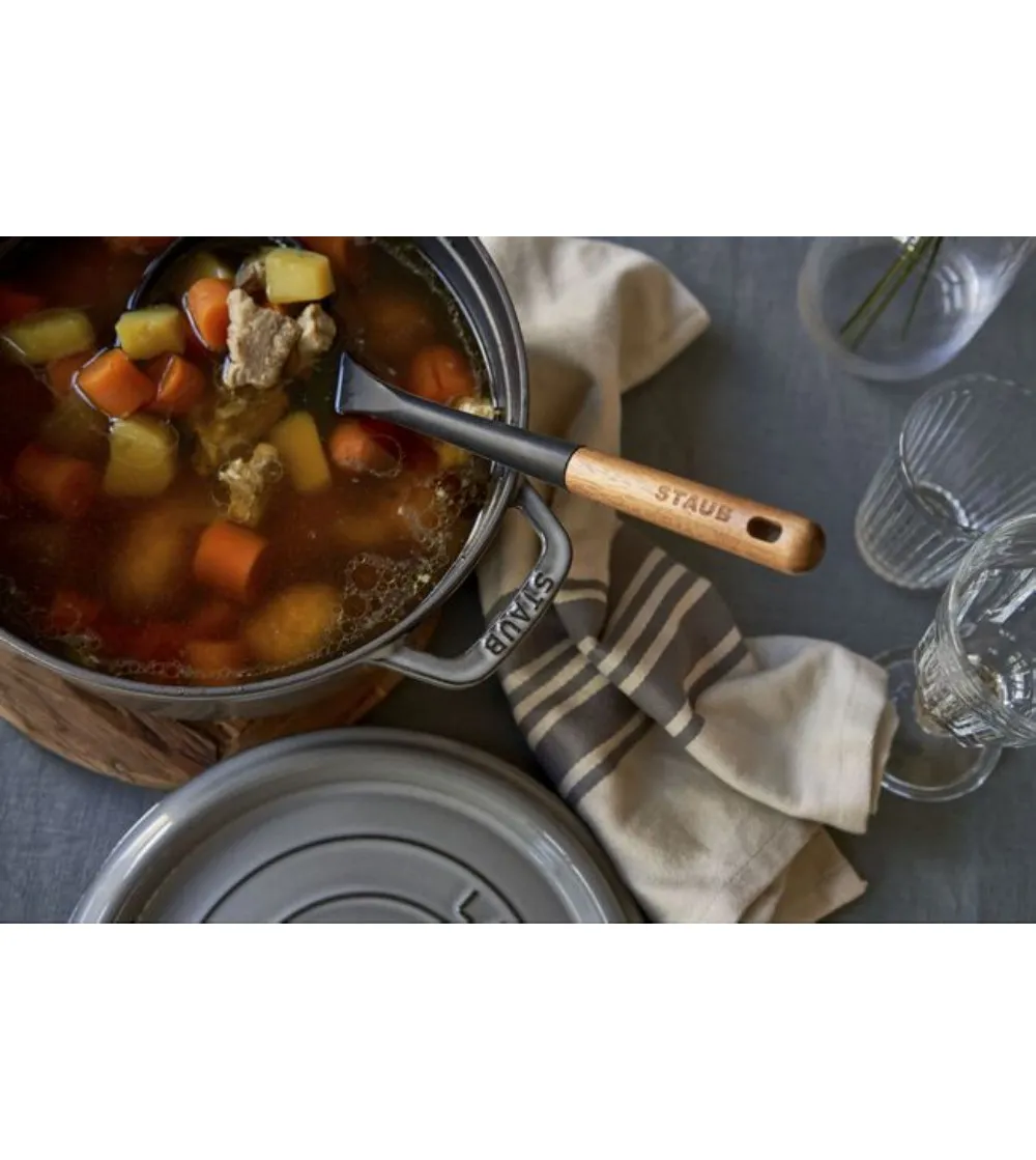 Round Cocotte - Staub Round Cocotte - Staub